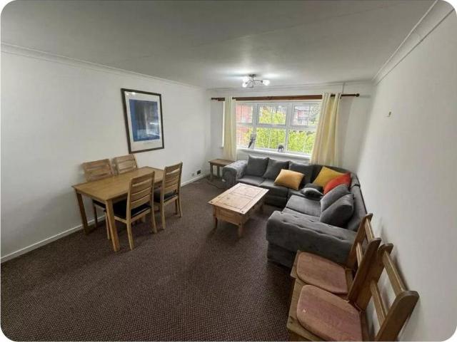 2 bedroom flat to rent