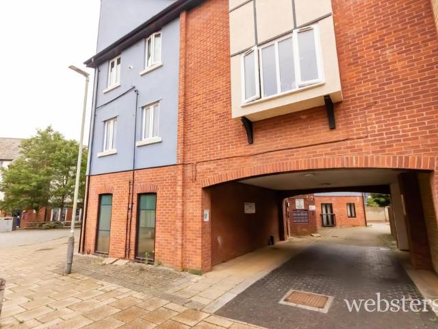 2 bedroom flat to rent