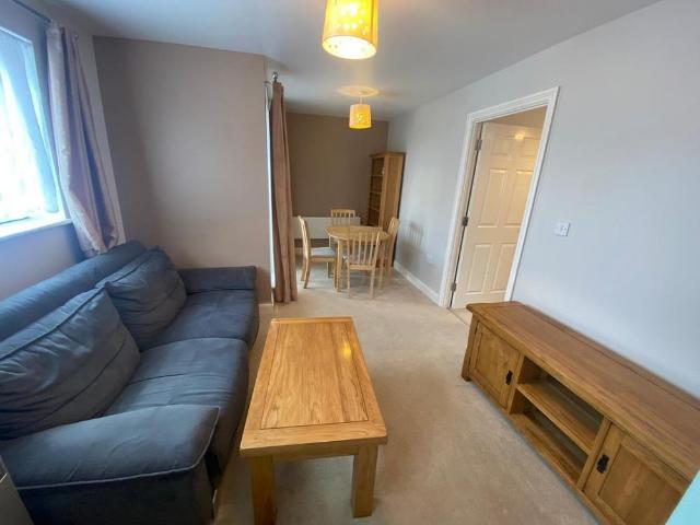 2 bedroom flat to rent