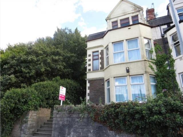 2 bedroom flat to rent