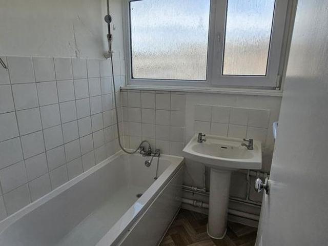 2 bedroom flat to rent