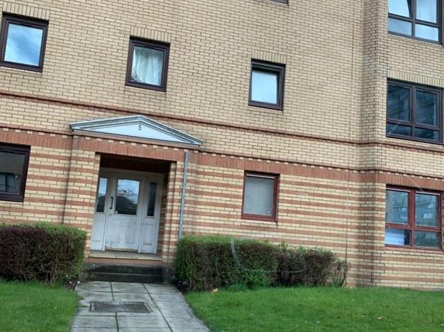 2 bedroom flat to rent