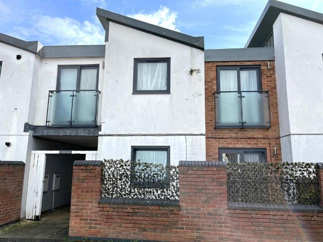 2 bedroom flat to rent