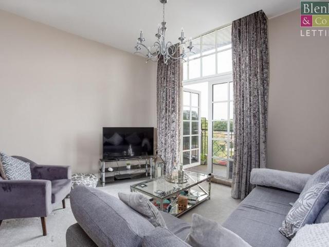 2 bedroom flat to rent