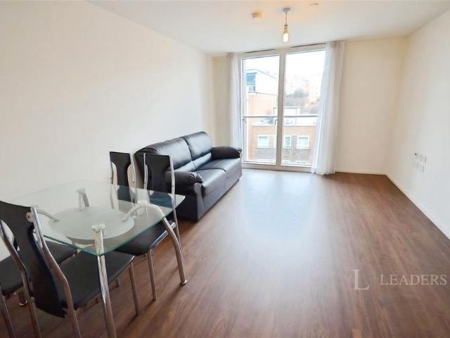 2 bedroom flat to rent