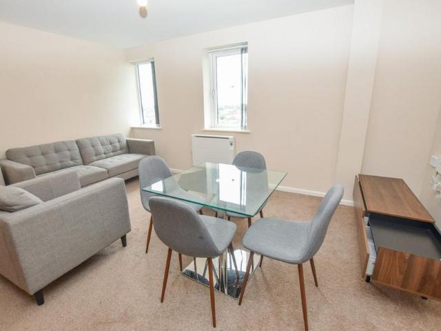 2 bedroom flat to rent