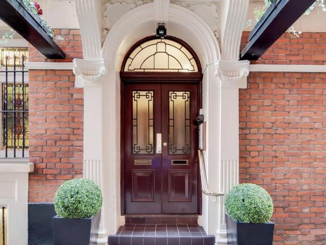 2 bedroom flat to rent