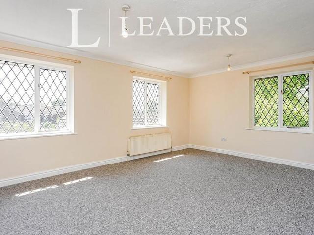 2 bedroom flat to rent