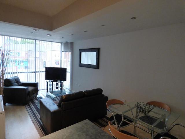 2 bedroom flat to rent