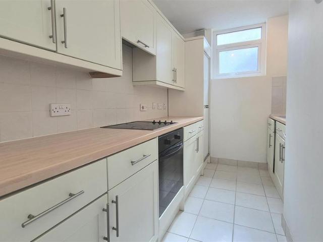 2 bedroom flat to rent