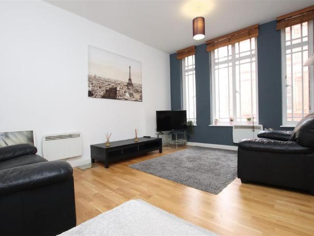 2 bedroom flat to rent