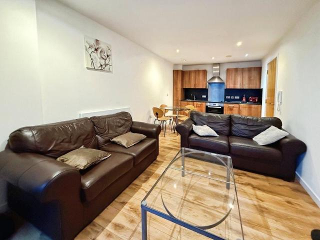 2 bedroom flat to rent