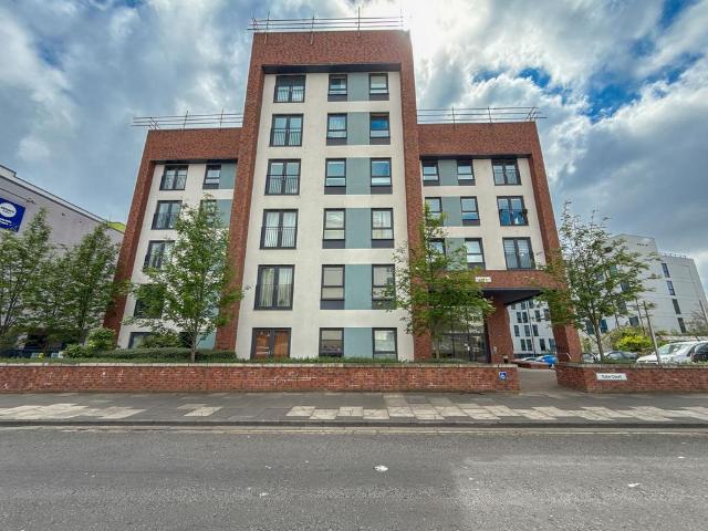 2 bedroom flat to rent