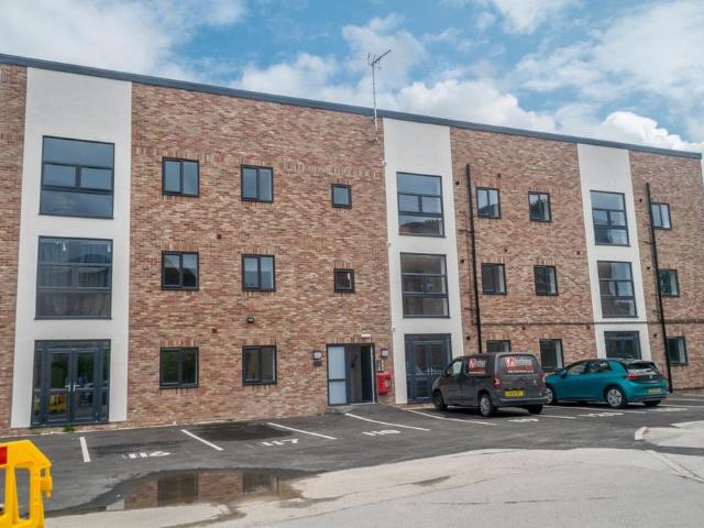 2 bedroom flat to rent