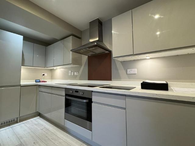 2 bedroom flat to rent