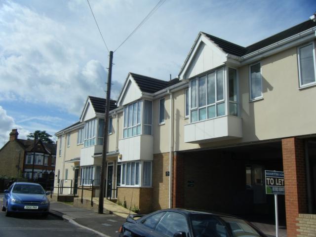 2 bedroom Flat To Rent