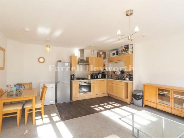 2 bedroom flat to rent
