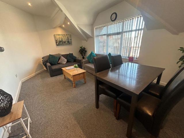 2 bedroom flat to rent