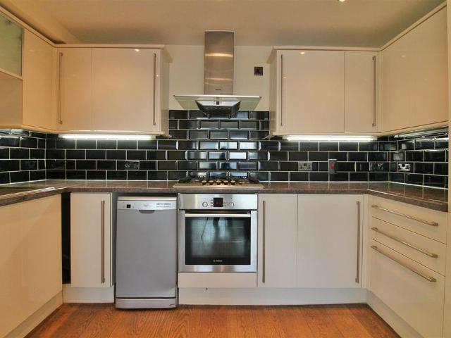 2 bedroom flat to rent