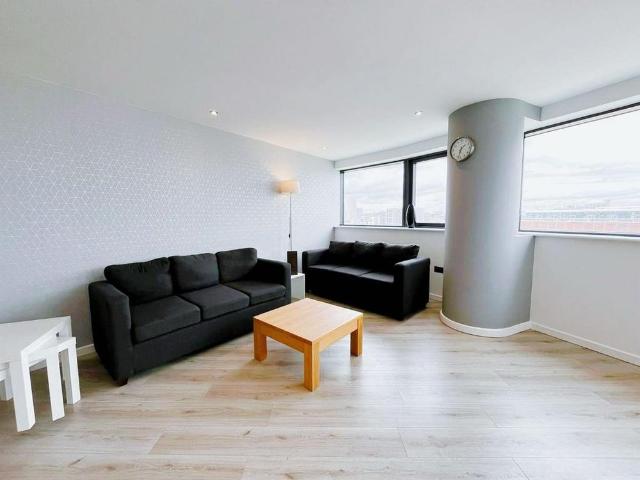 2 bedroom flat to rent