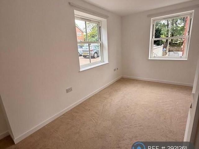 2 bedroom flat to rent