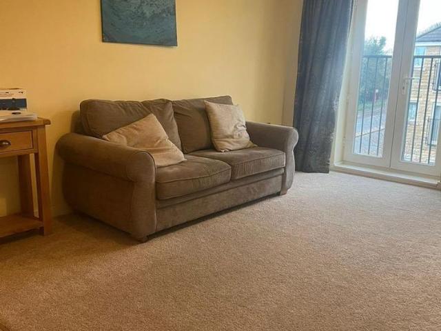 2 bedroom flat to rent