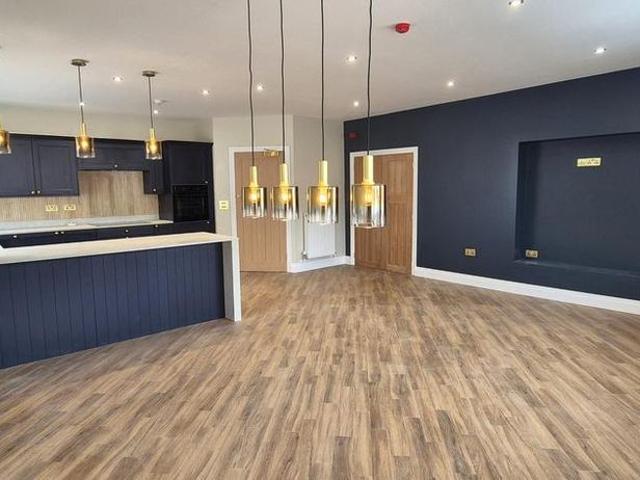 2 bedroom flat to rent