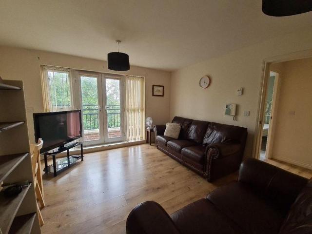 2 bedroom flat to rent