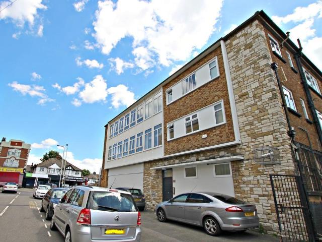 2 bedroom flat to rent