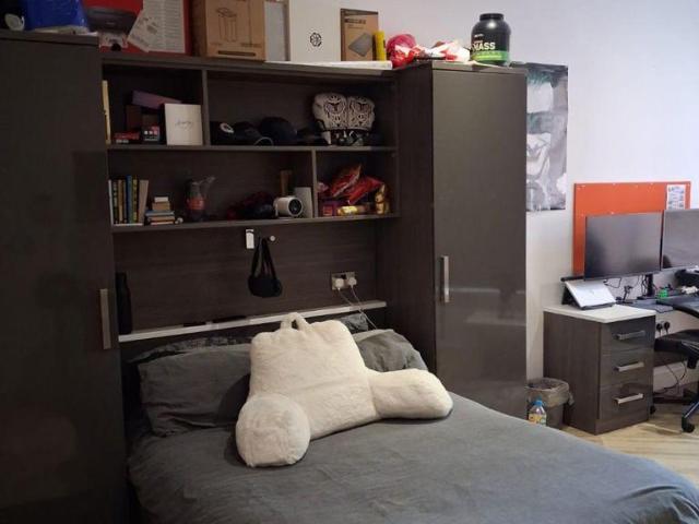 2 bedroom flat to rent