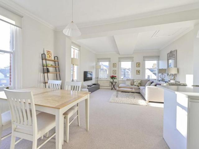 2 bedroom flat to rent