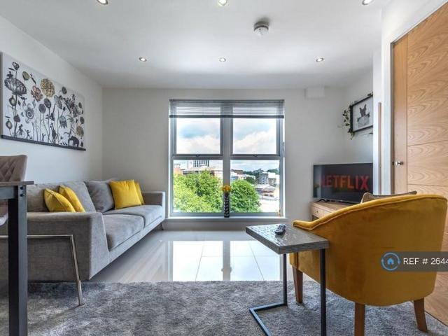2 bedroom flat to rent