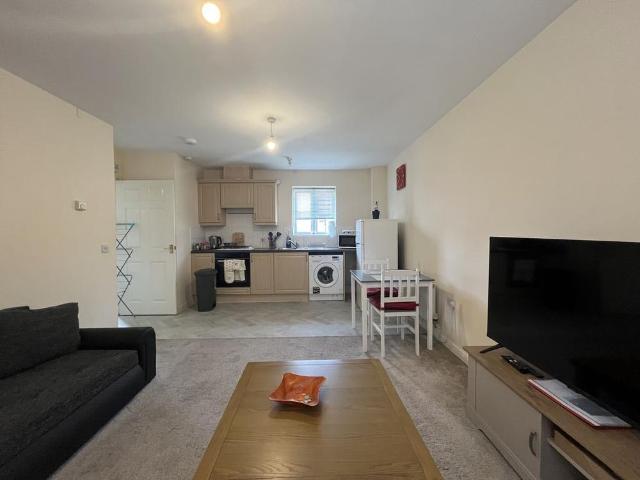 2 bedroom flat to rent