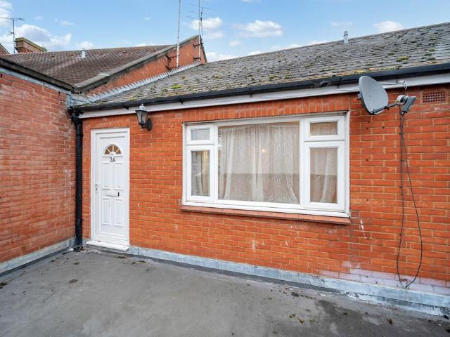 2 bedroom flat to rent