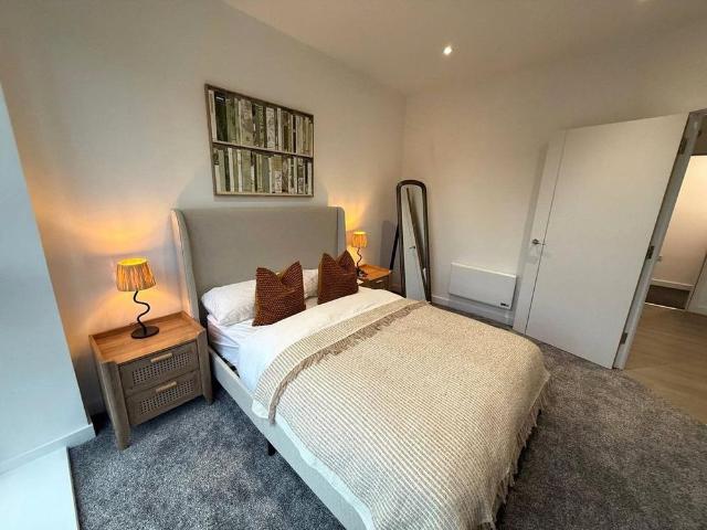 2 bedroom flat to rent