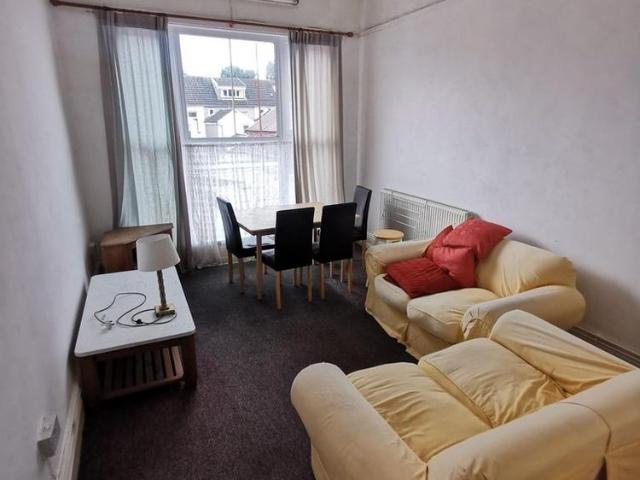 2 bedroom flat to rent
