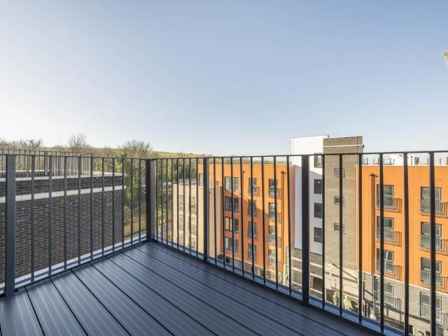 2 bedroom flat to rent