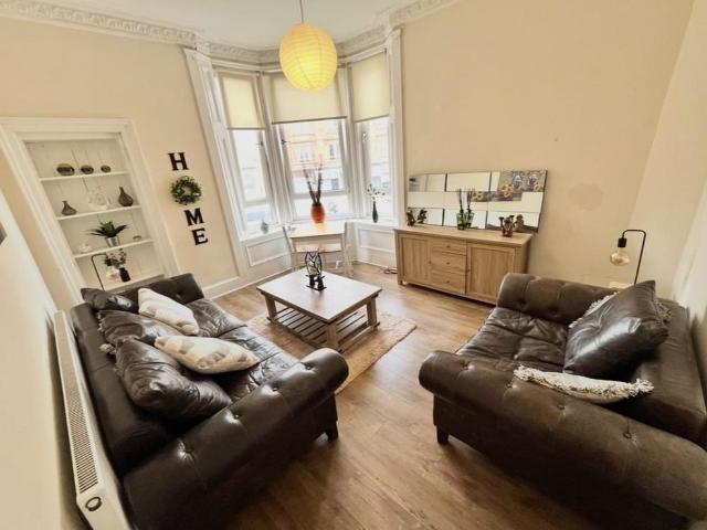 2 bedroom flat to rent