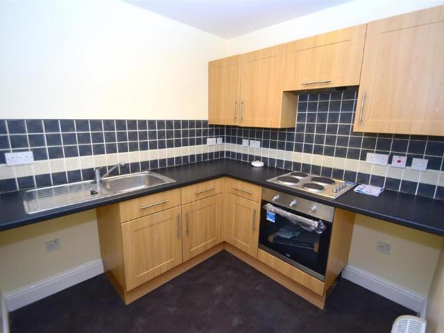 2 bedroom flat to rent