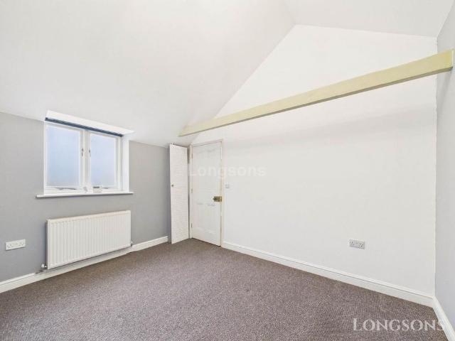 2 bedroom flat to rent