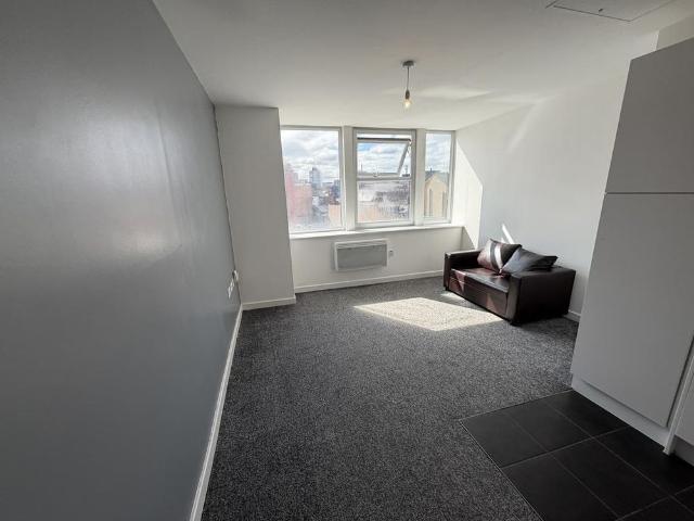 2 bedroom flat to rent