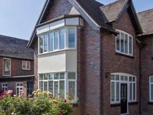 2 bedroom flat to rent
