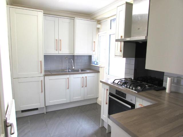 2 bedroom flat to rent