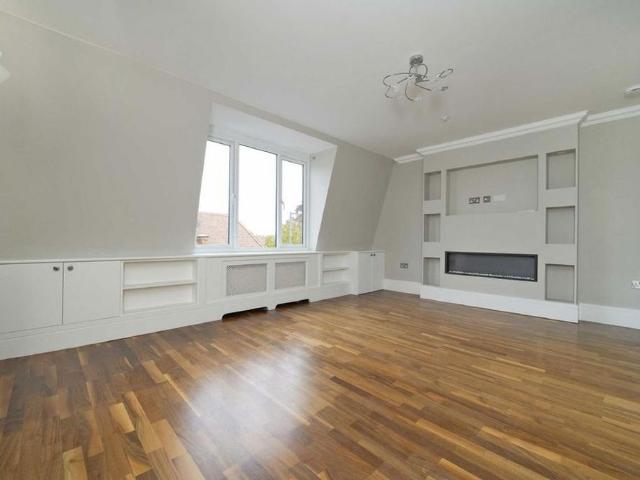 2 bedroom flat to rent