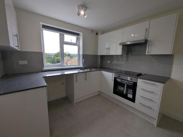 2 bedroom flat to rent