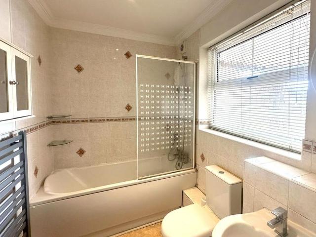 2 bedroom flat to rent