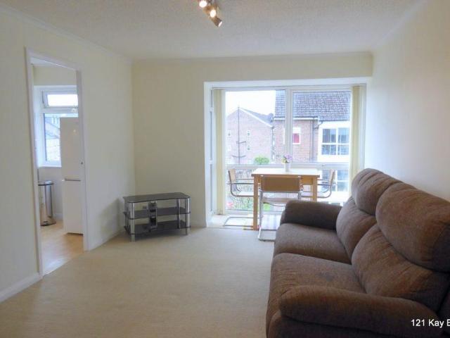 2 bedroom flat to rent
