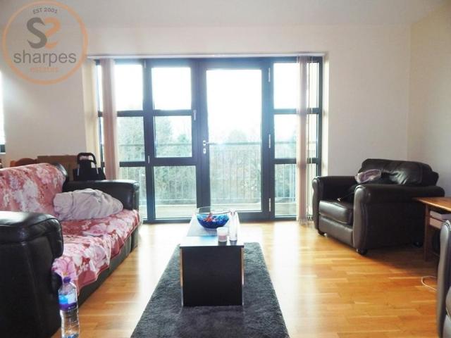2 bedroom flat to rent