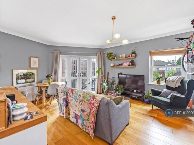 2 bedroom flat to rent