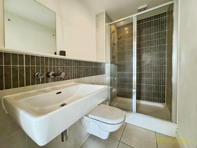2 Bedroom Flat To Rent, 2 Bedroom Flat To Rent